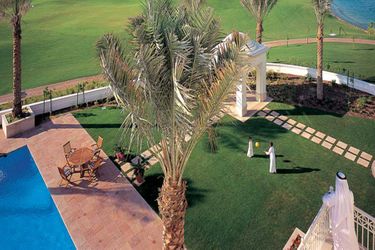 Emirates Hills Plots location map in Emirates Living