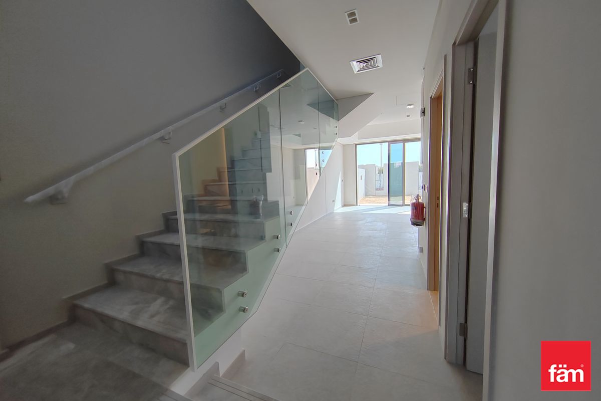 Price 2,300,000 AED | 2 Bedroom Townhouse for Sale in MAG Eye Phase 1 ...