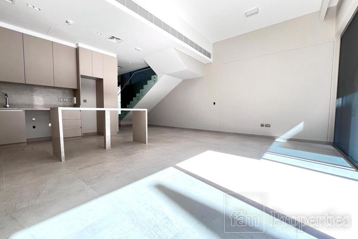 Price 3,500,000 AED | 3 Bedroom Townhouse for Sale in MAG Eye Phase 1 ...